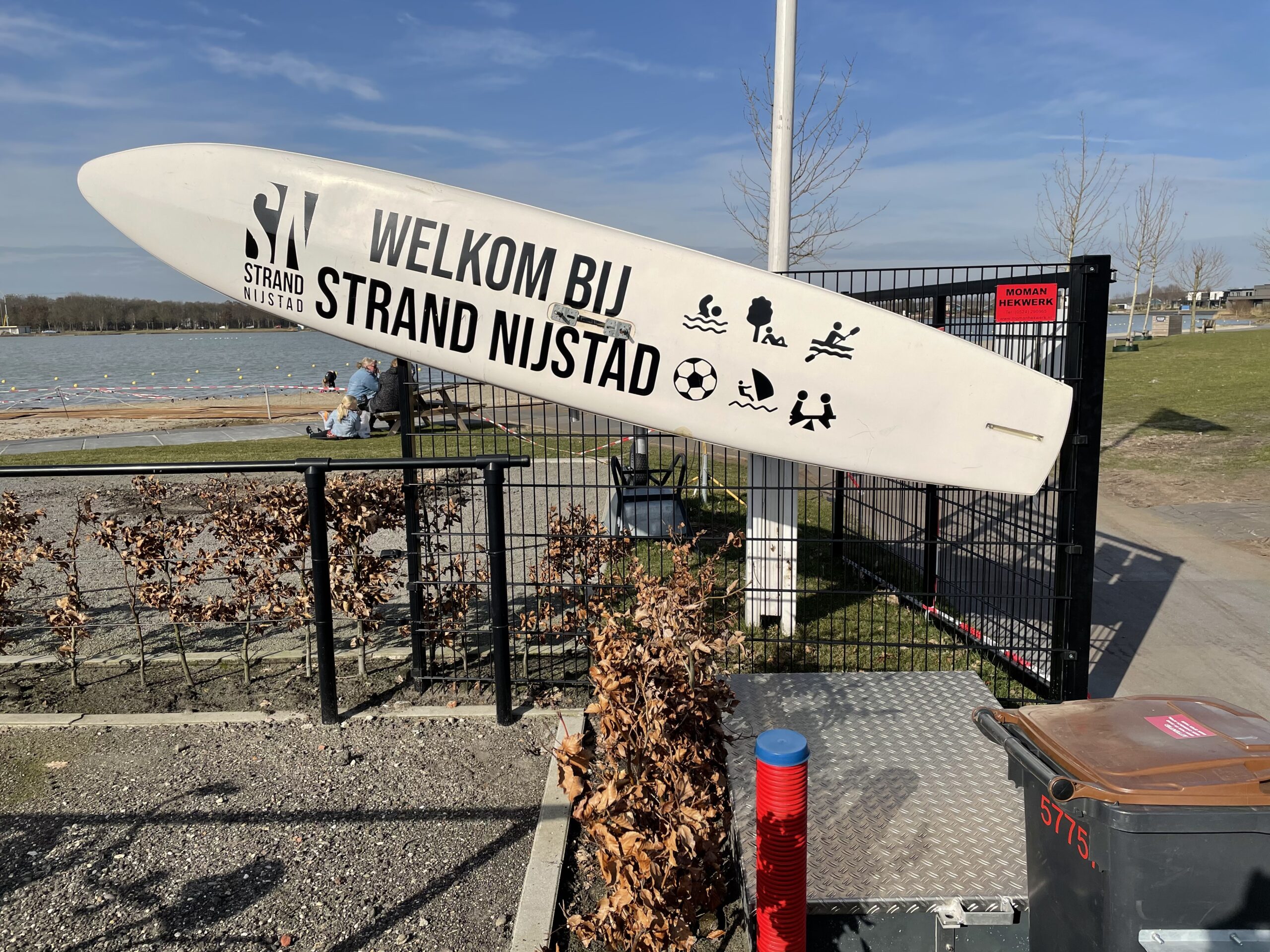 Samenwerking zorggroep Ambiq en strand Nijstad: 'Grote plannen' - Radio ...